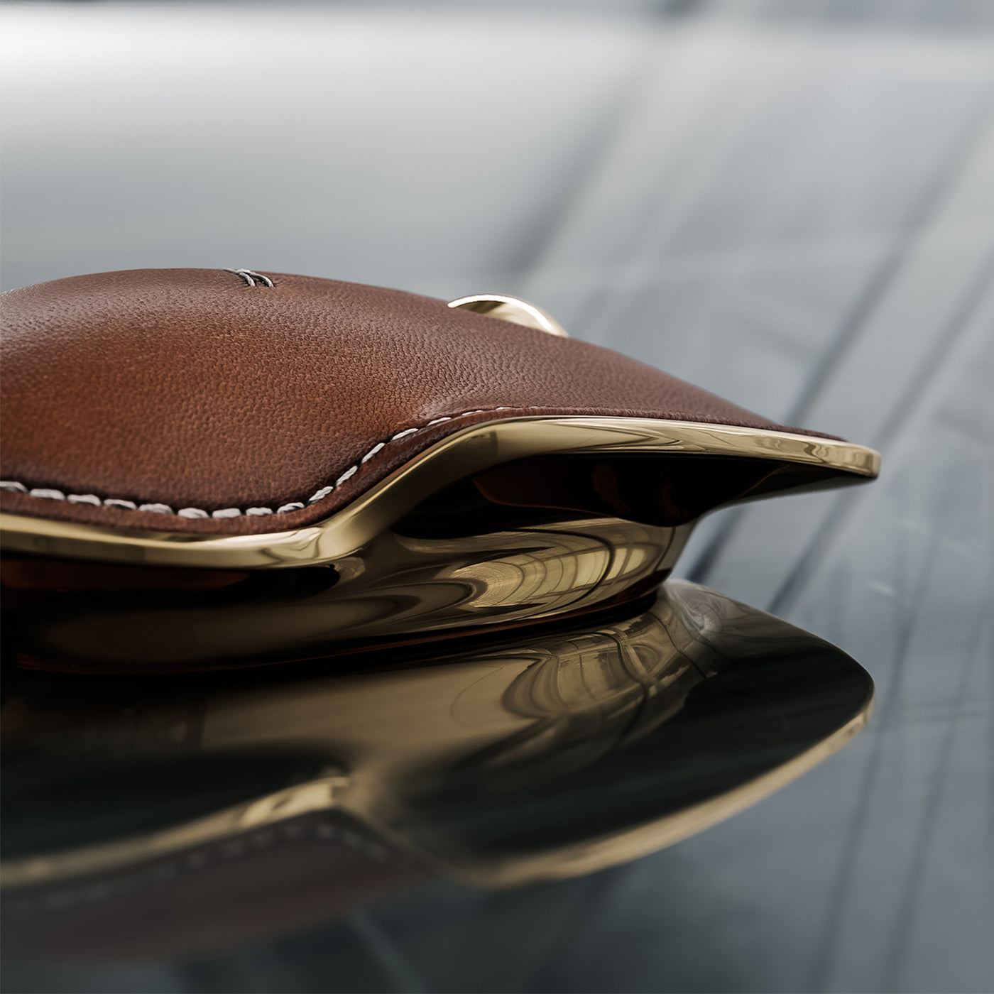 Wireless Computer Mouse - Pointer Instrument | Classic Brown