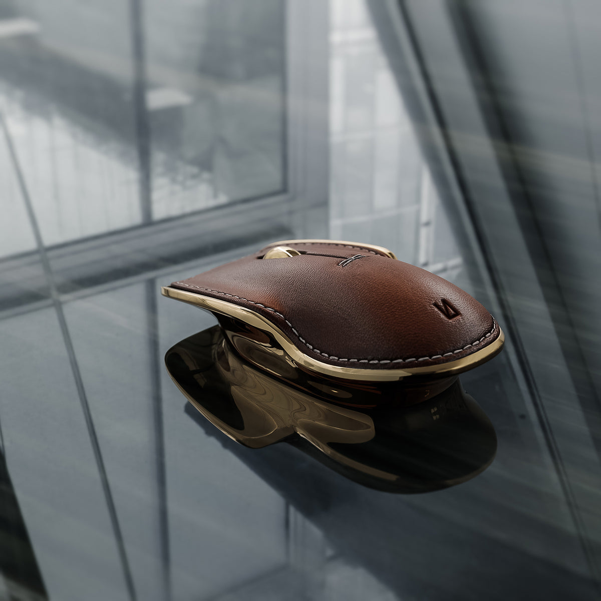 Wireless Computer Mouse - Pointer Instrument | Classic Brown