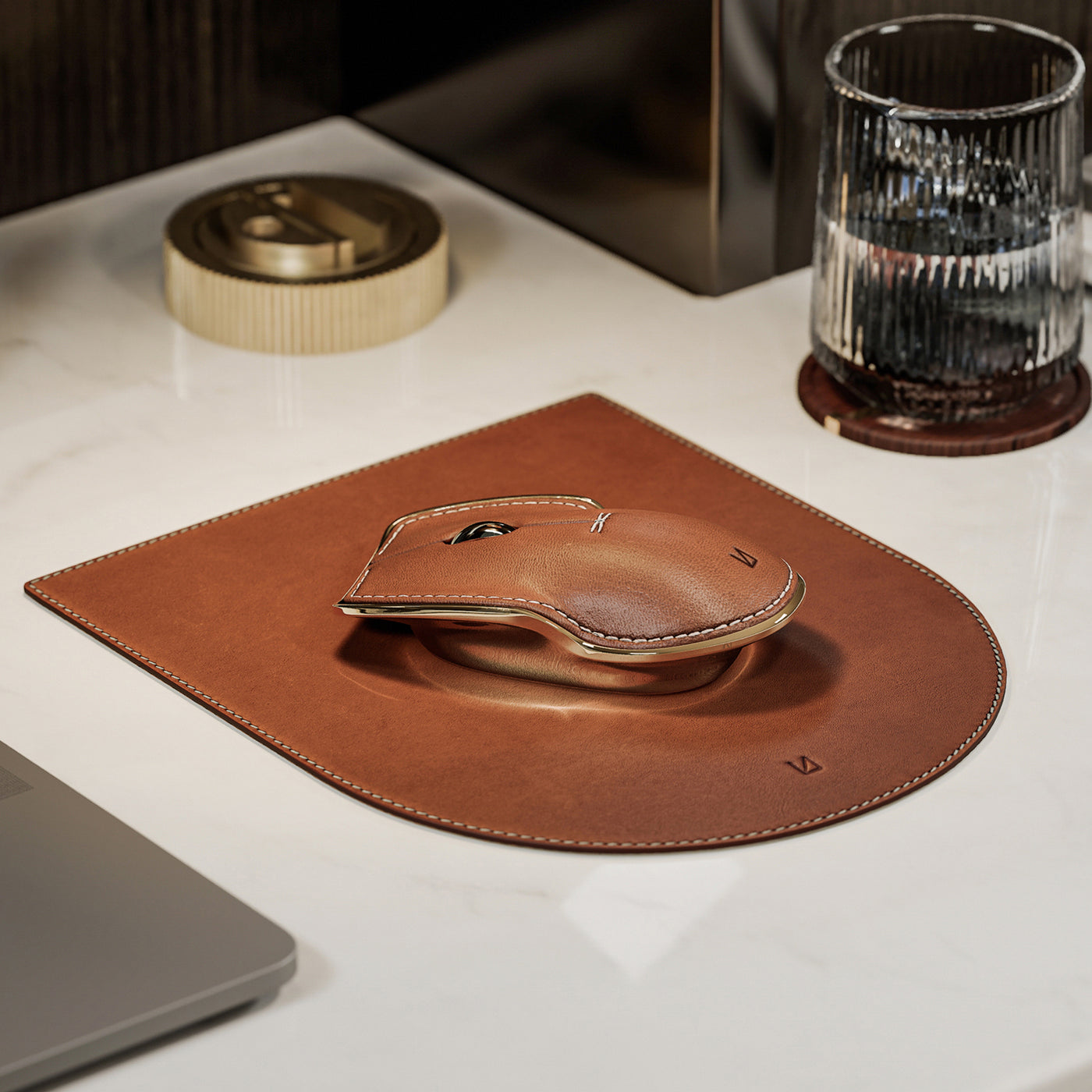 Wireless Computer Mouse - Pointer Instrument | Classic Brown