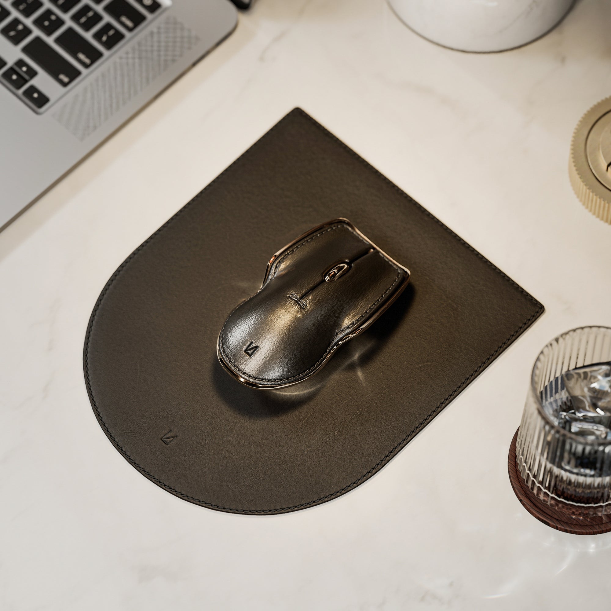 Wireless Computer Mouse - Pointer Instrument | Lunar Shadow